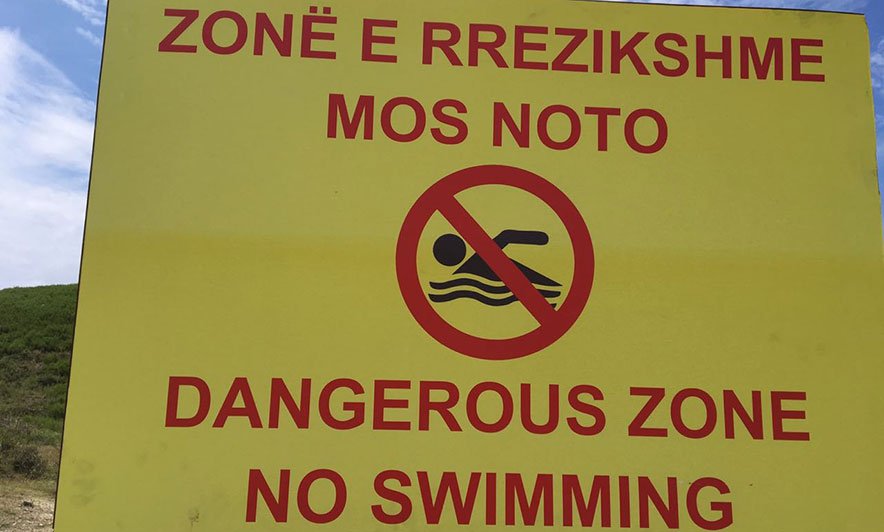 Plazhi i rrezikshëm ku ndalohet noti në Shqipëri - KOHA.net