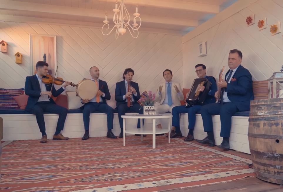 “Nunca te olvidaré”, la nueva canción de Xeni - KOHA.net