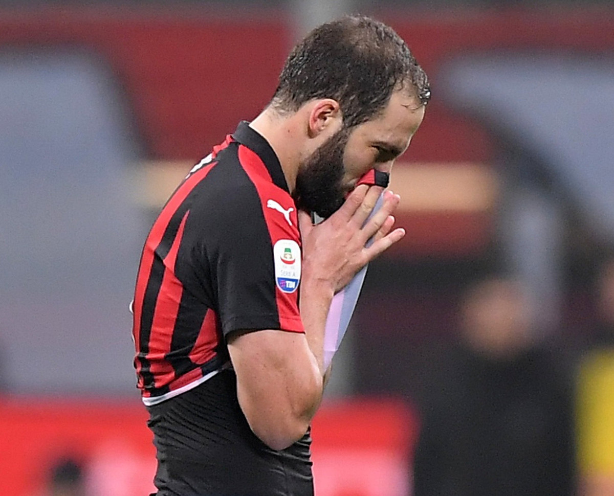 Higuain leaves Milan, close to Chelsea loan - KOHA.net