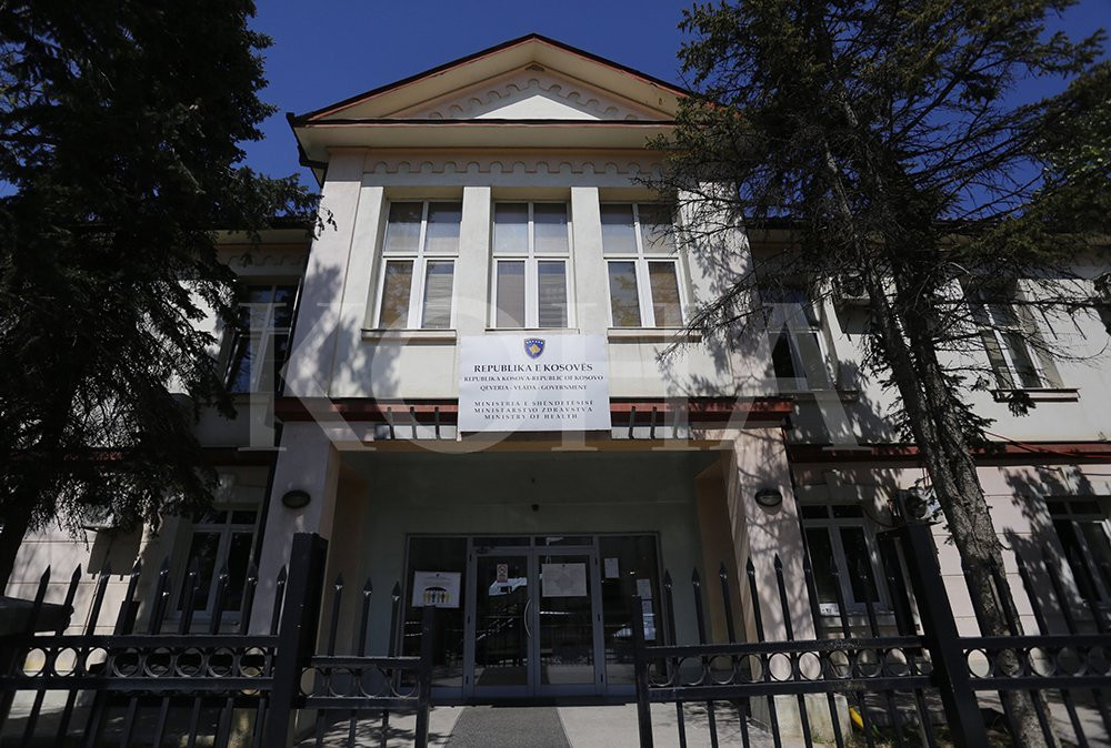 Akuza MSh-së për mbyllje të jashtëligjshme të shërbimit IVF - KOHA.net