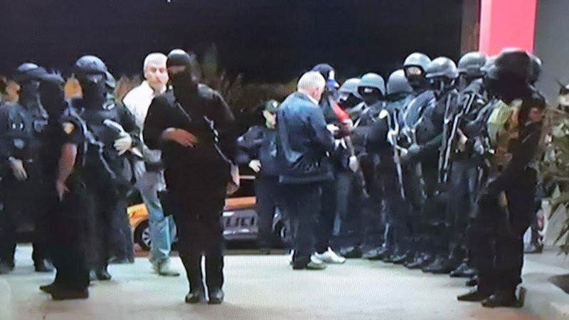 Arnavutluk'taki Özel Kuvvetler Travma Hastanesini ve Ervis Martini'nin ...