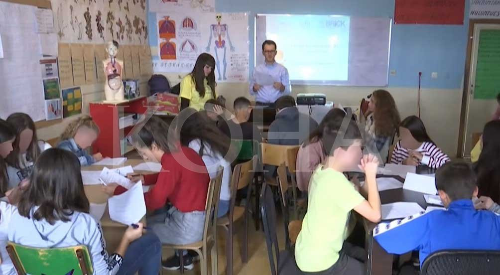 Fëmijët e Ferizajt njoftohen rreth sigurisë në internet - KOHA.net