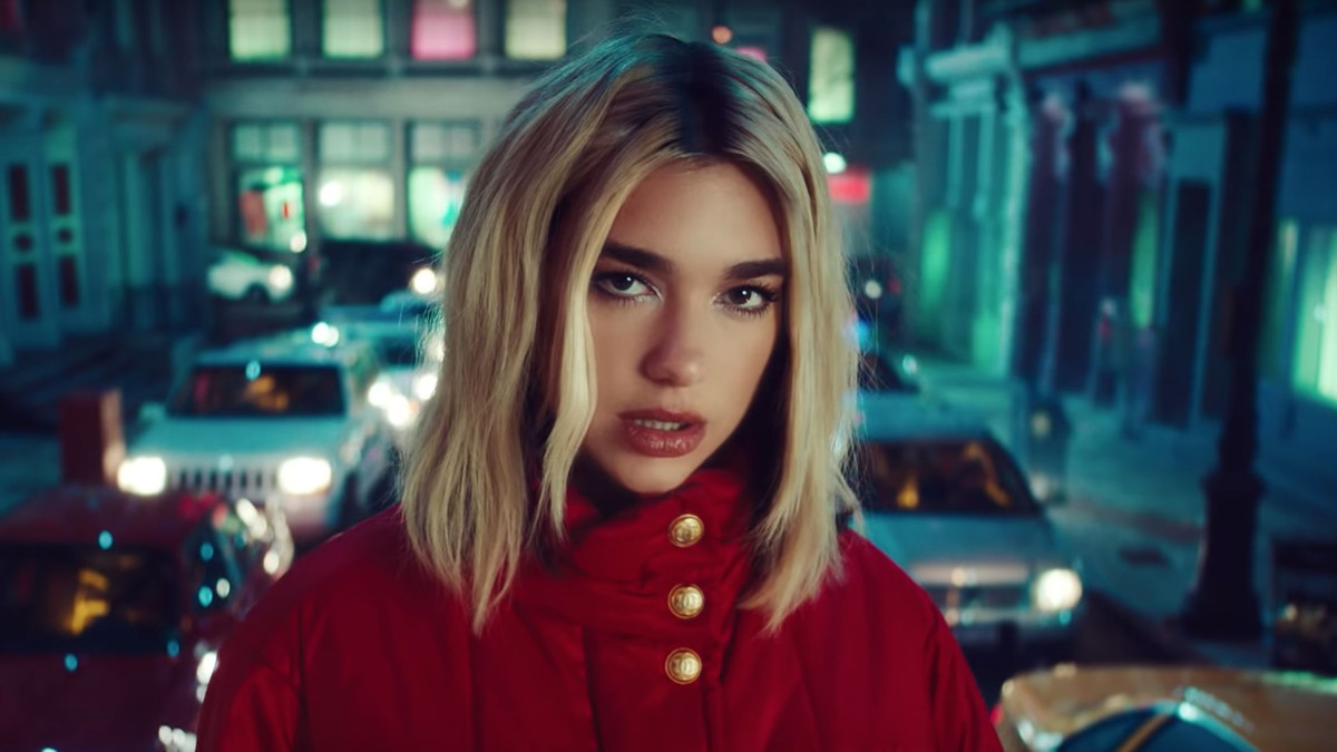 Dua Lipa nuk e kishte vënë re ngjashmërinë mes këngës “Break My Heart” dhe hitit të dikurshëm ...