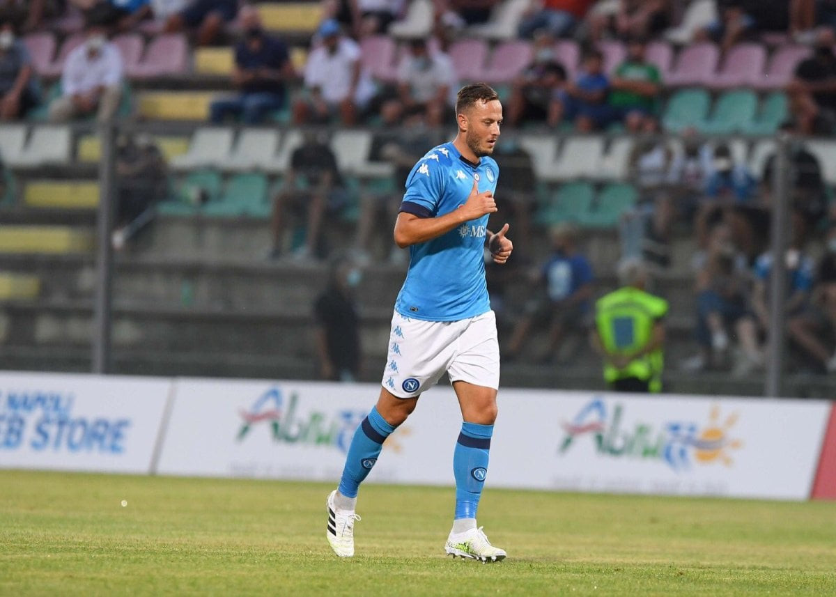 Amir Rrahmani i plotë në fitoren e Napolit - KOHA.net