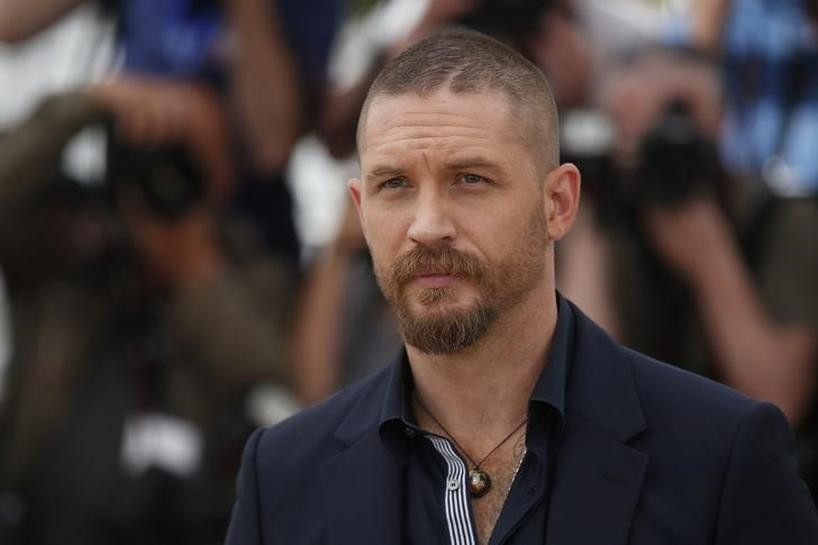 Tom Hardy e publikoi posterin e filmit të tij të ri “Capone” - KOHA.net