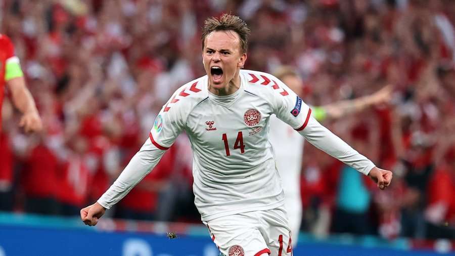 Tottenham offers 30 million euros for Damsgaard - KOHA.net