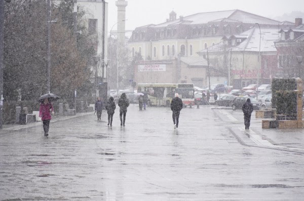 Mot i vranët dhe me reshje bore sot në Kosovë - KOHA.net