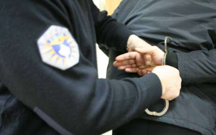 Arrestohet një person, dyshohet se plagosi me armë të enjten dy persona ...