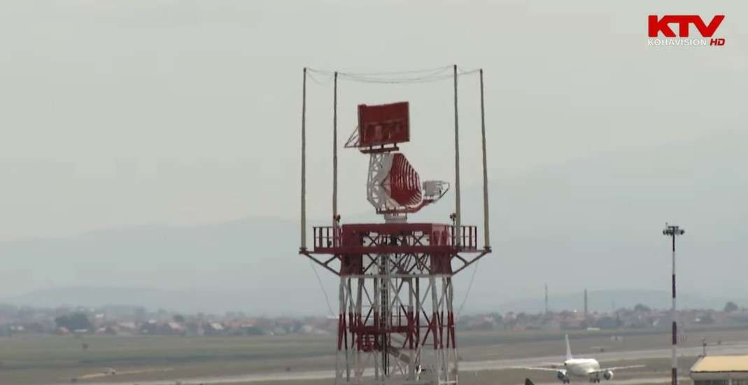 Zyrtari i ASHNA-s pretendohet se u pagua pa dalë në vend pune, Policia ...