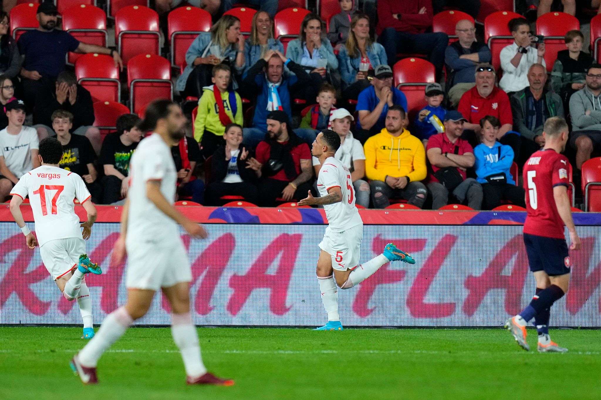 Switzerland equalizes at the end of the first half - KOHA.net