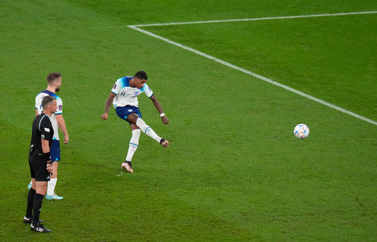 Das erste Tor per Elfmeter - KOHA.net