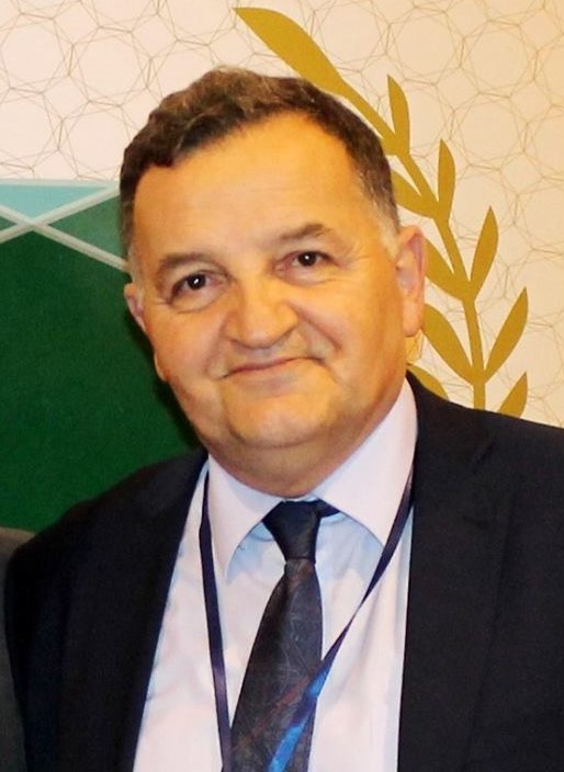 Falleció el profesor y especialista en salud pública Ilir Begolli ...