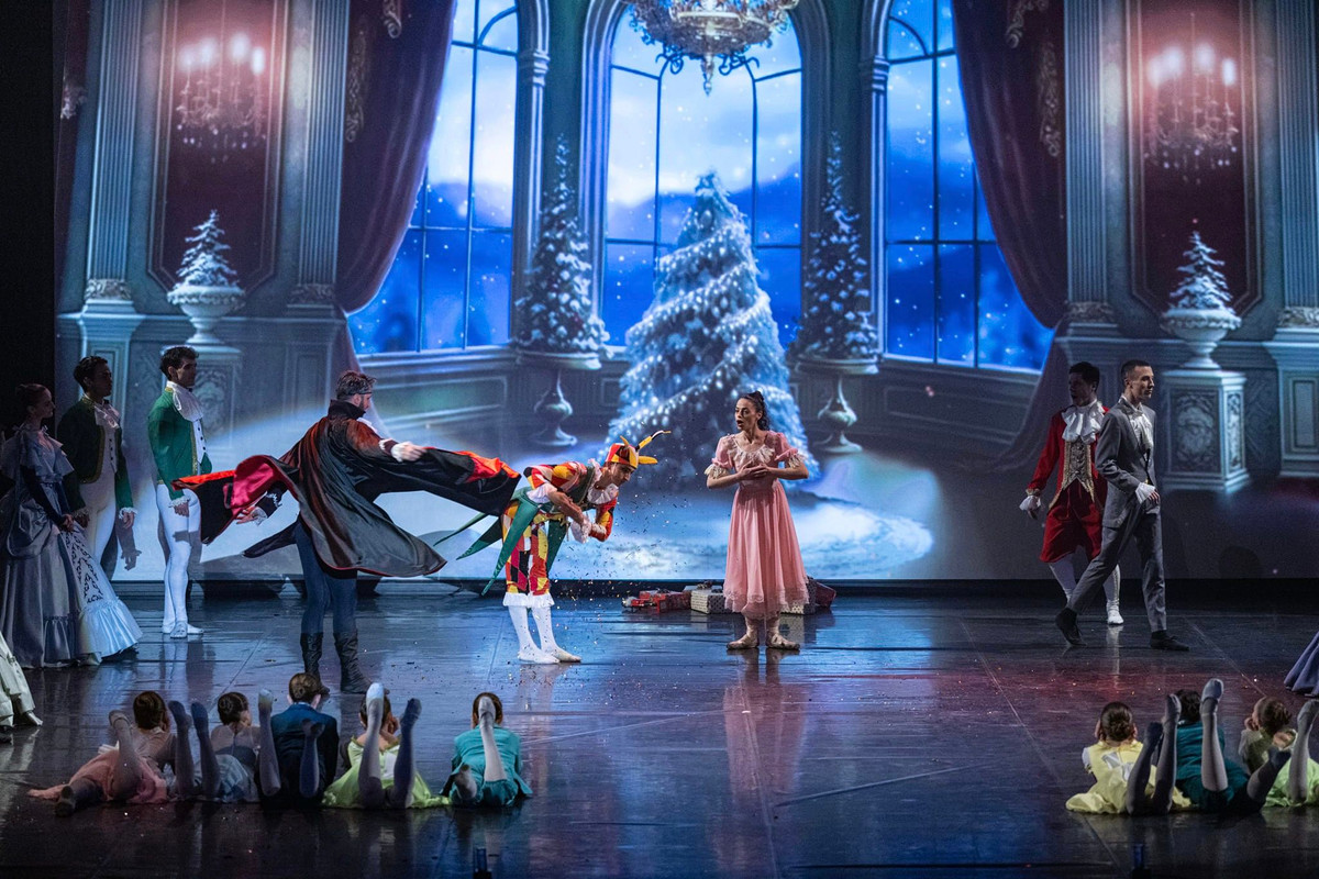 “Arrëthyesi”, ëndrrat dhe koha e fotografive - KOHA.net