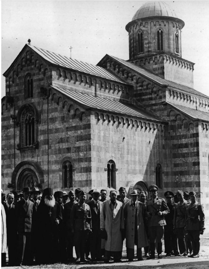 “Unë jam shqiptar” në Manastirin e Deçanit - KOHA.net