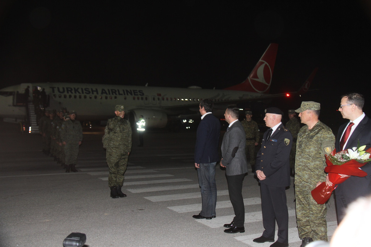 Nderohen me medalje pjesëtarët e FSK-së që ndihmuan në kërkim-shpëtim ...