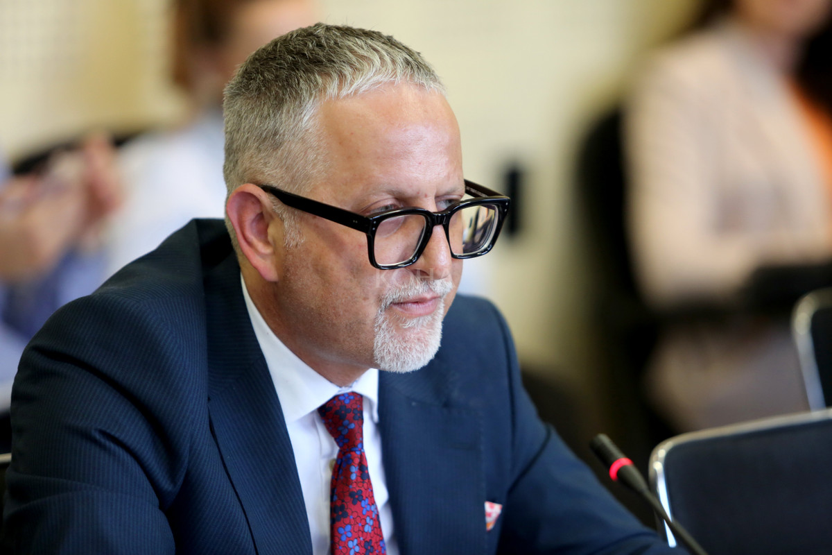 Vitia también responsabiliza a exministros de los actuales retrasos en ...