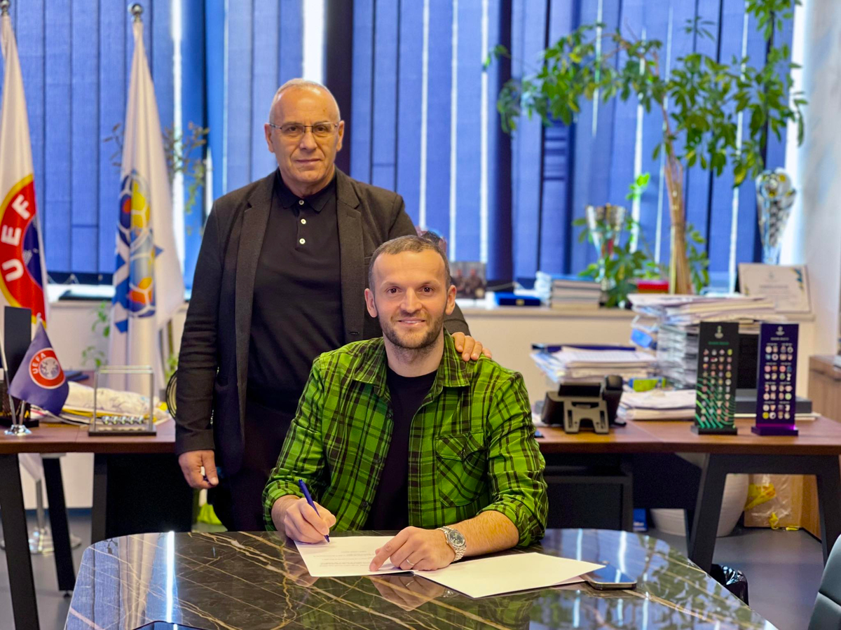 ZYRTARE/ Vari këpucët në gozhdë, Samir Ujkani merr postin e rëndësishëm ...