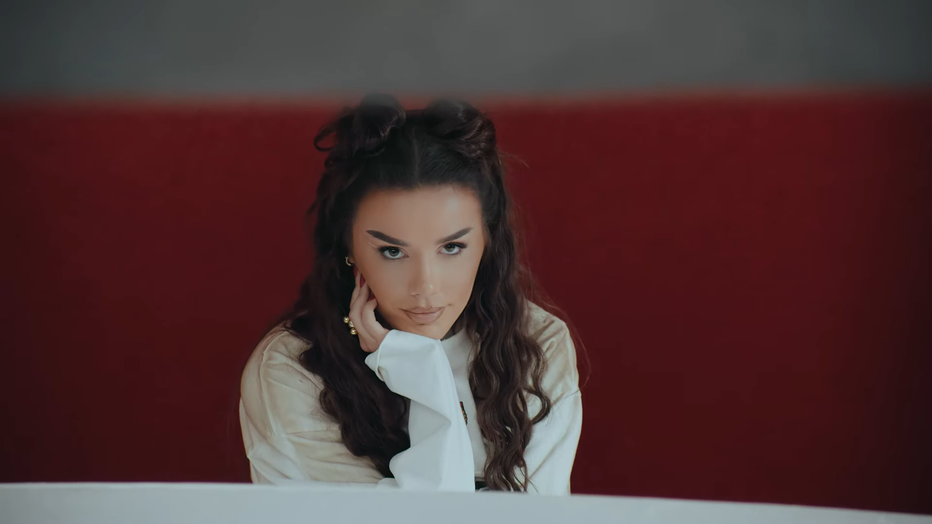 Tayna publikon “Xhelozinë” - KOHA.net