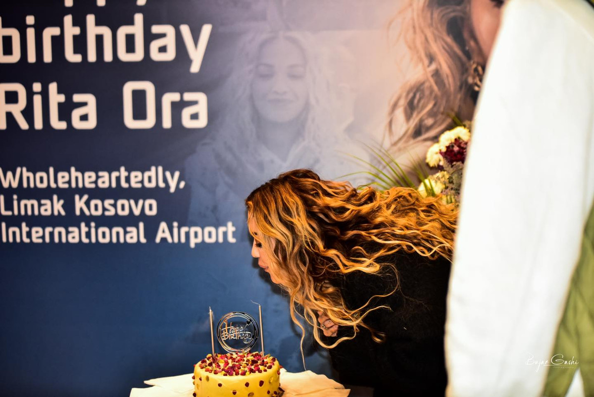 Rita Ora pritet me befasi në Prishtinë - KOHA.net