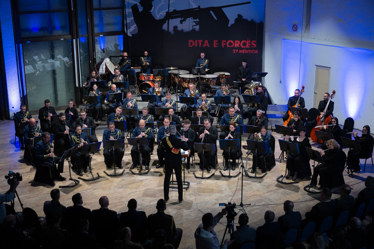 Orkestra Frymore e FSK-së dhe Filharmonia “marshojnë” me muzikë - KOHA.net