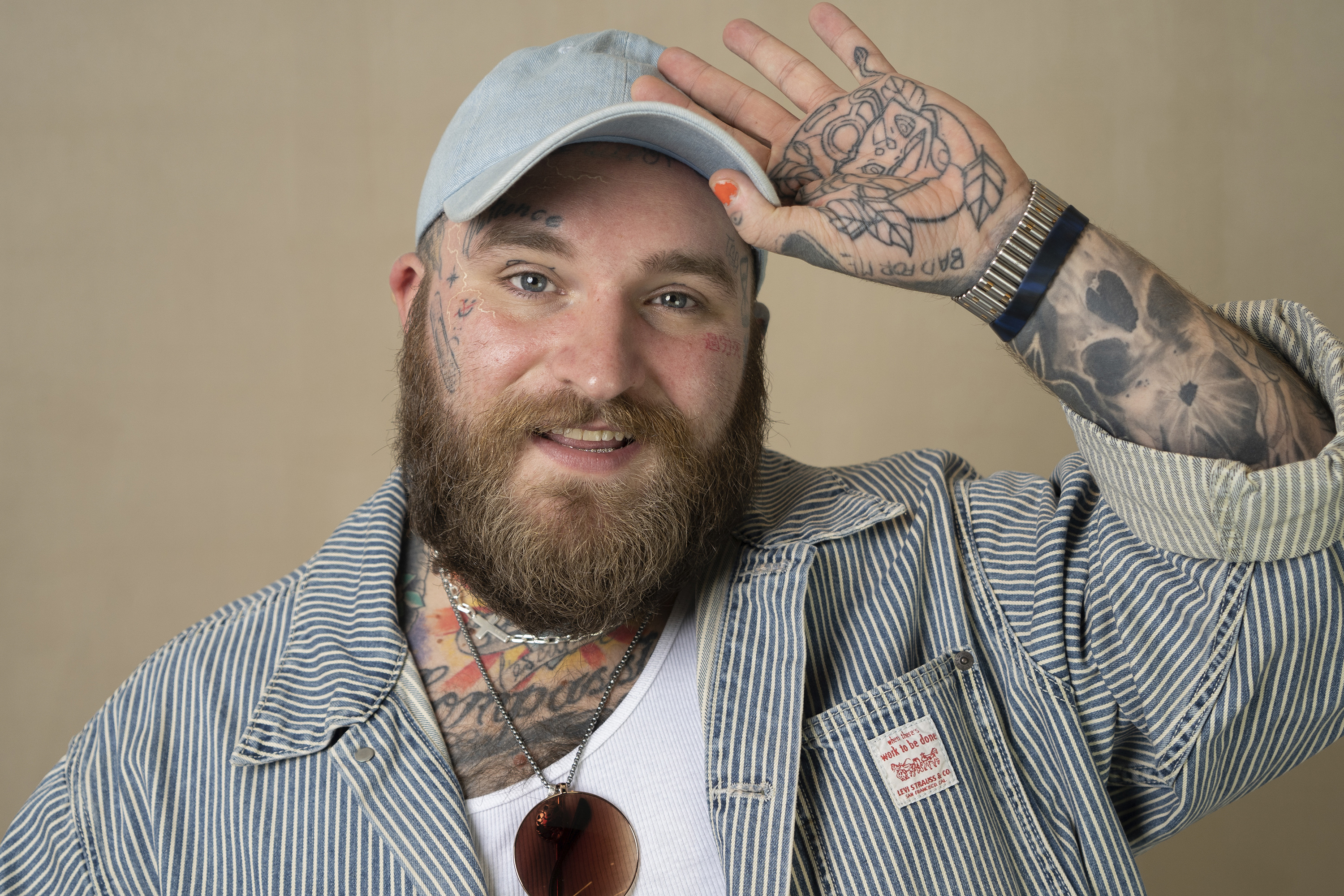 Teddy Swims promociona su álbum debut - KOHA.net