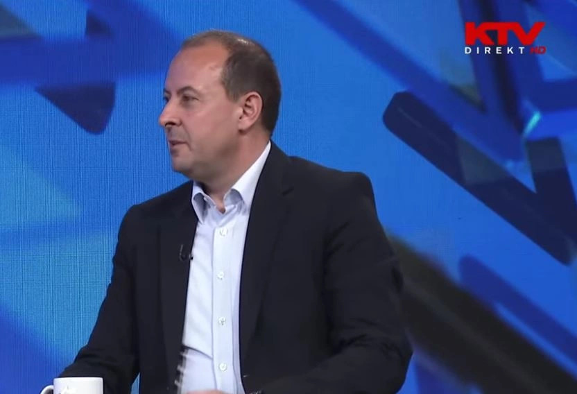 Buleshkaj Me Pasurinë E Mjekëve E Profesorëve Mund Të Merremi Vetëm