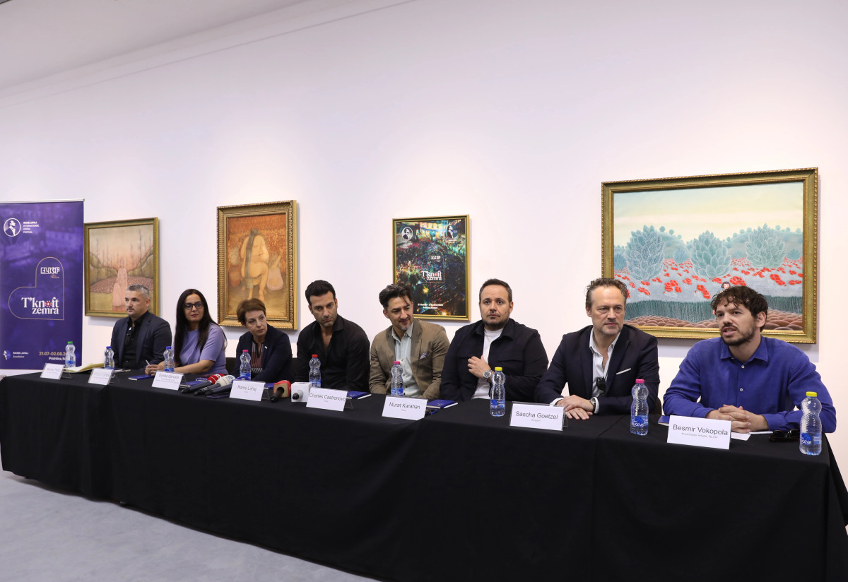 Rame Lahaj with friends in the epilogue of the story about the magic of the art of opera - KOHA.net