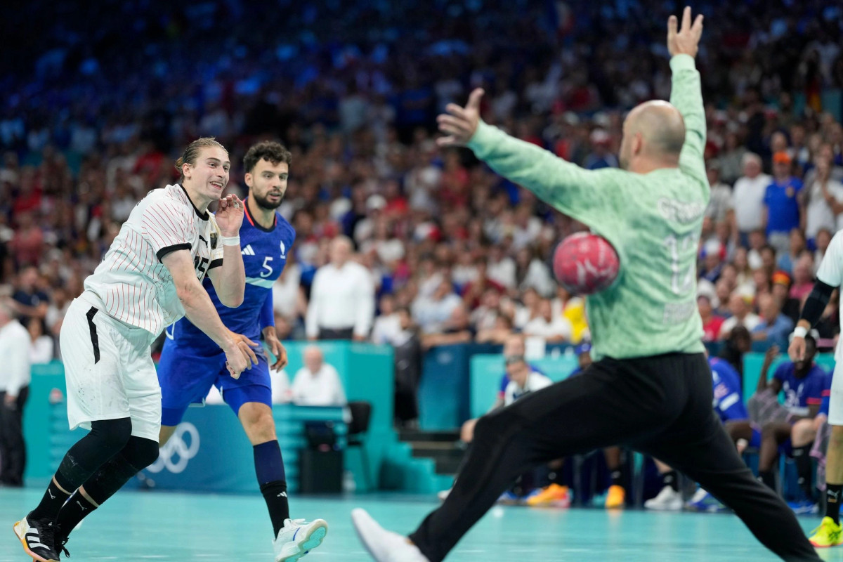 Ракомет, Германија ја елиминира Франција, легендата Карабатиќ се ...