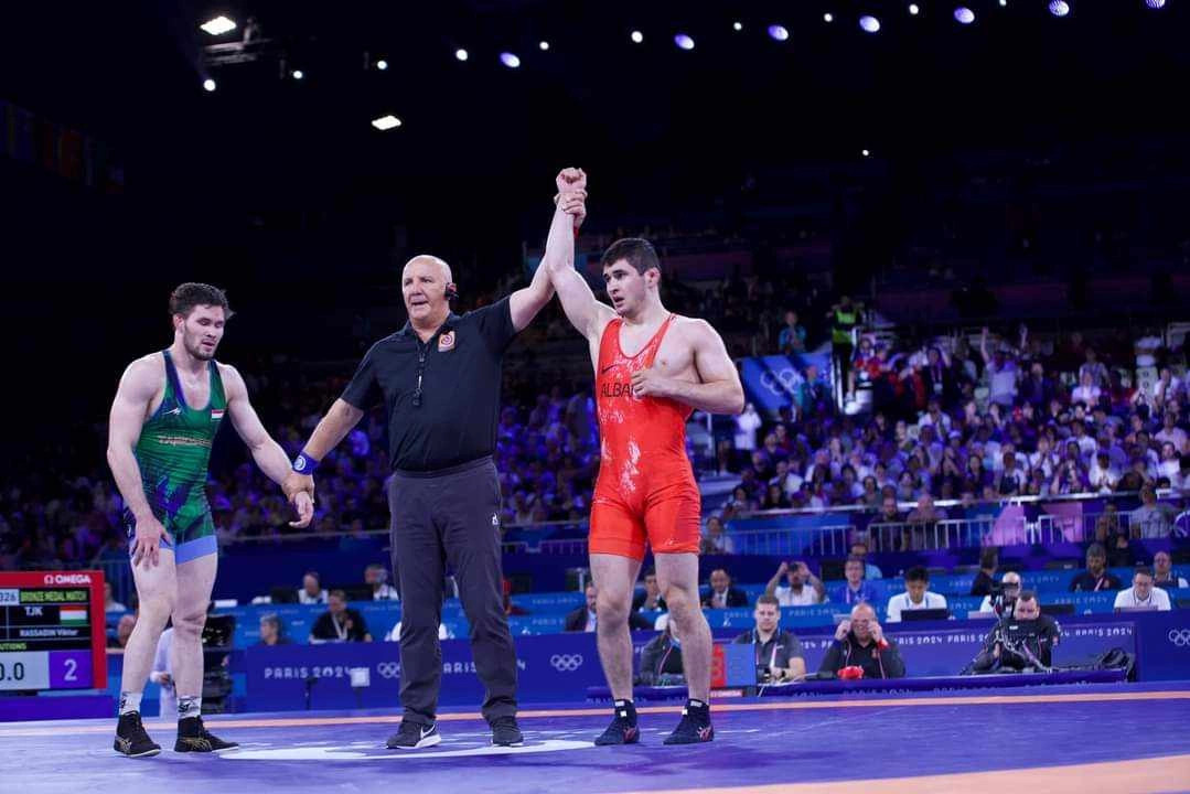 Ιστορικό, το πρώτο Ολυμπιακό μετάλλιο για την Αλβανία - KOHA.net