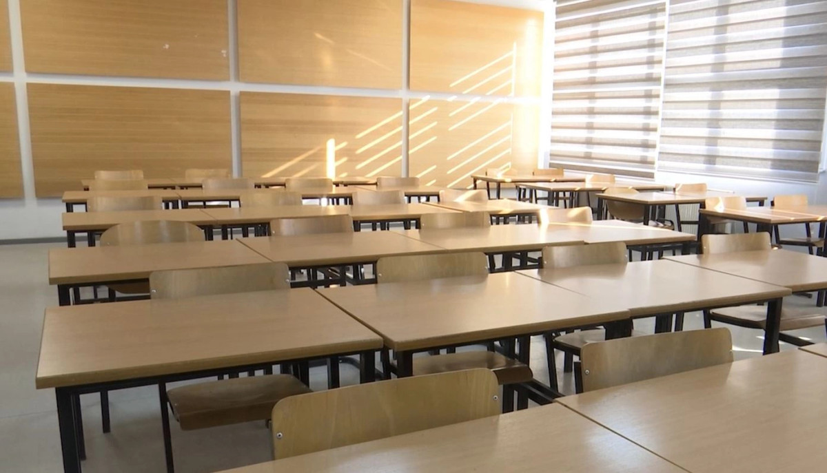 Rektorati pranon mungesën e profesorëve në ligjërata, s’tregon sa u ...