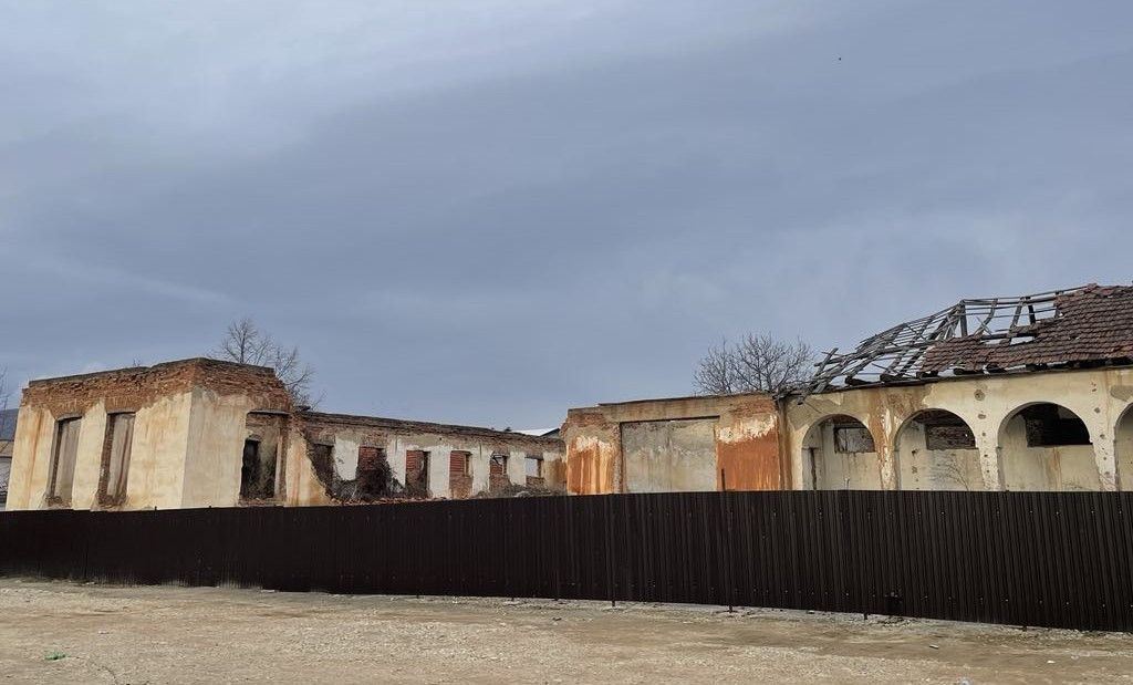 Shtëpia e Kulturës në Runik që i shpëtoi rrënimit, pret të ardhmen ...