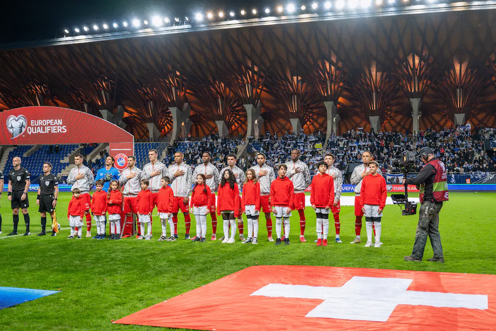 La federación suiza denuncia al "tiktoker" que se burla de Xhaka y ...