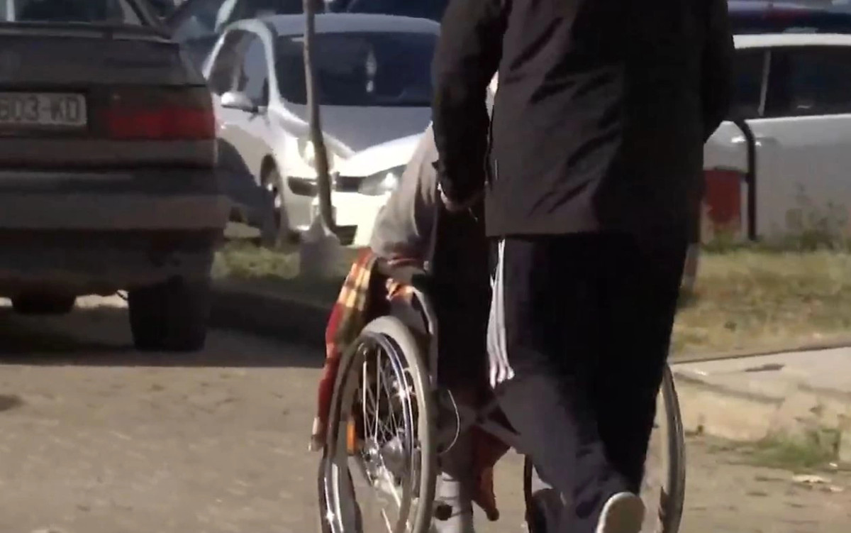 Pacientët me lëndime në shtyllë kurrizore pa shërbim adekuat - KOHA.net