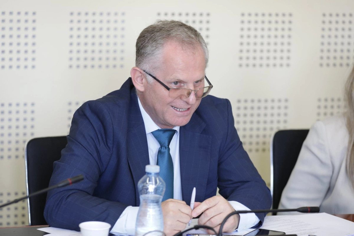 Bislimi: Kam informacione se është rekomanduar heqja e masave - KOHA.net