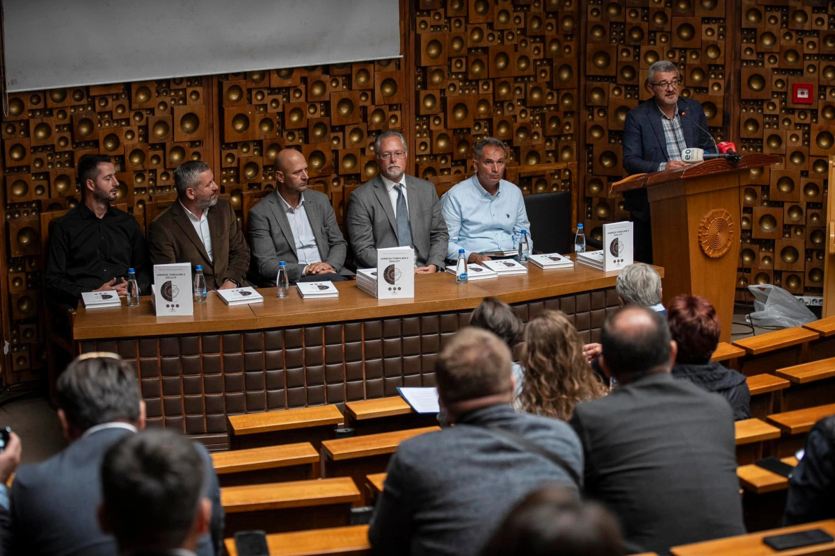 Tumat e Dollci - prehistoric evidence of cremation among the Dardanians ...