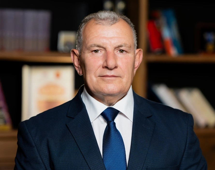 Shukri Buja ftohet nga Dhomat e Specializuara në Hagë - KOHA.net