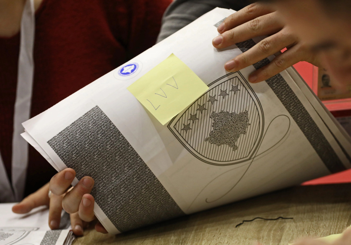 Përfundon rinumërimi i fletëvotimeve të pavlefshme nga votimi me postë ...