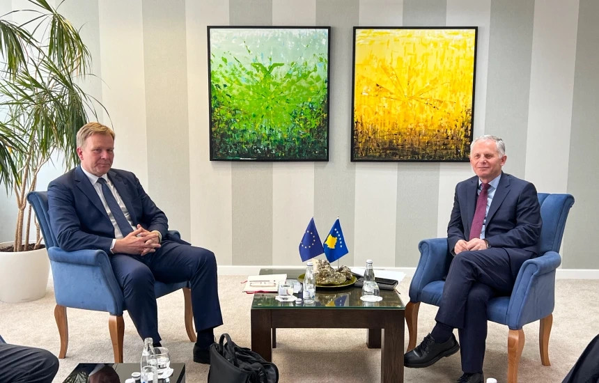 Bislimi takon Sorensenin në Bruksel - KOHA.net