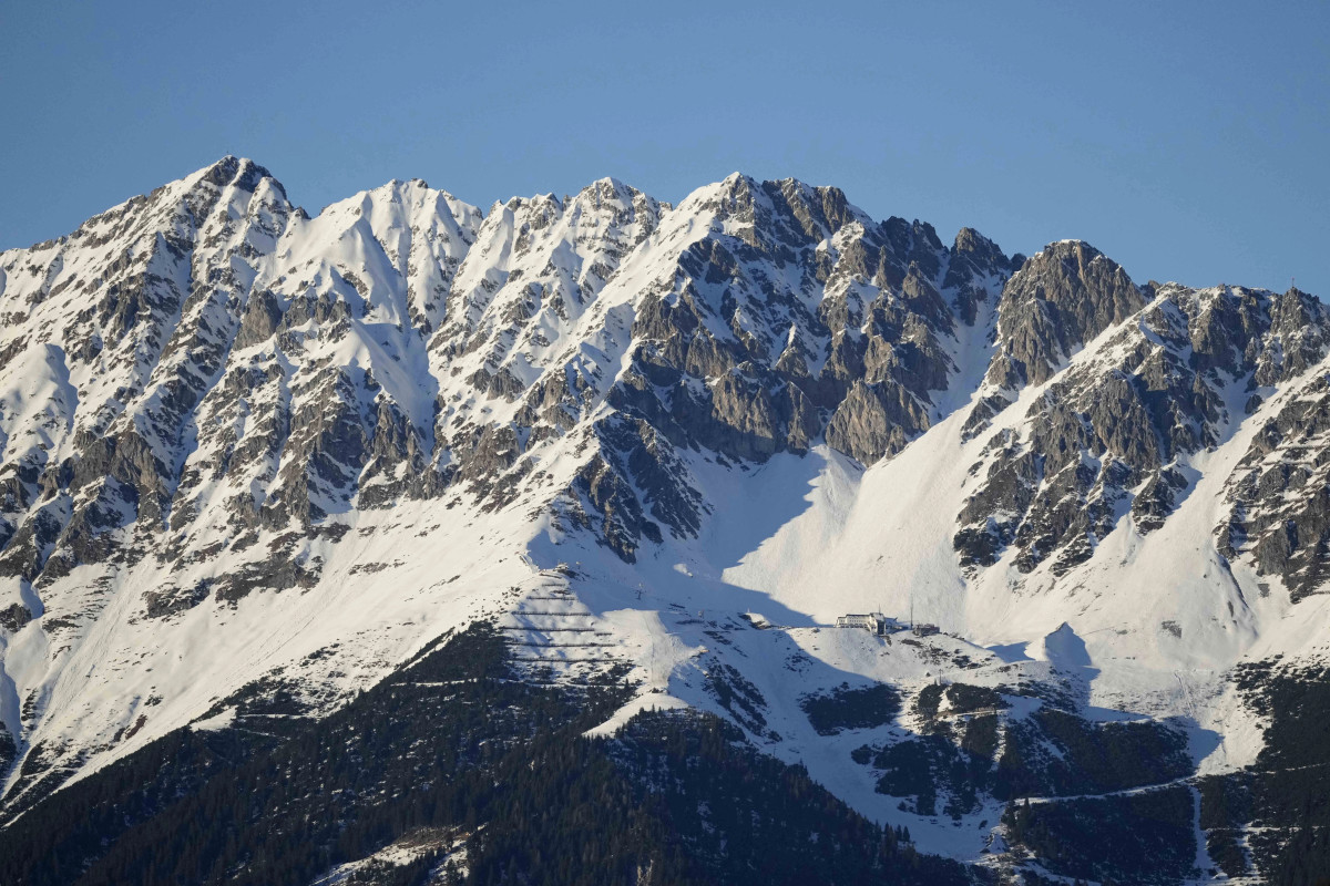 Vriten tre alpinistë nga rrufeja në alpet austriake - KOHA.net