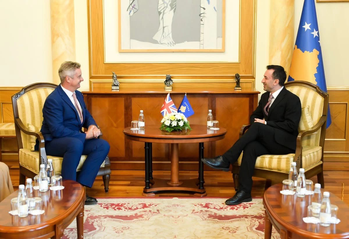 El Embajador británico se reúne con Basha: Coincidimos en la ...