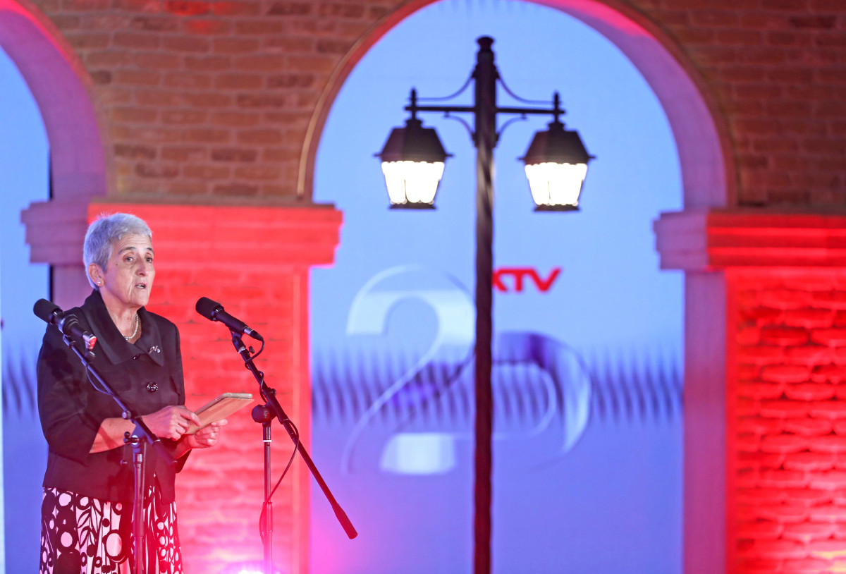 We shall never surrender! - KOHA.net