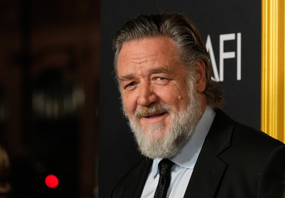 Russell Crowe në rolin e një shqiptari - KOHA.net